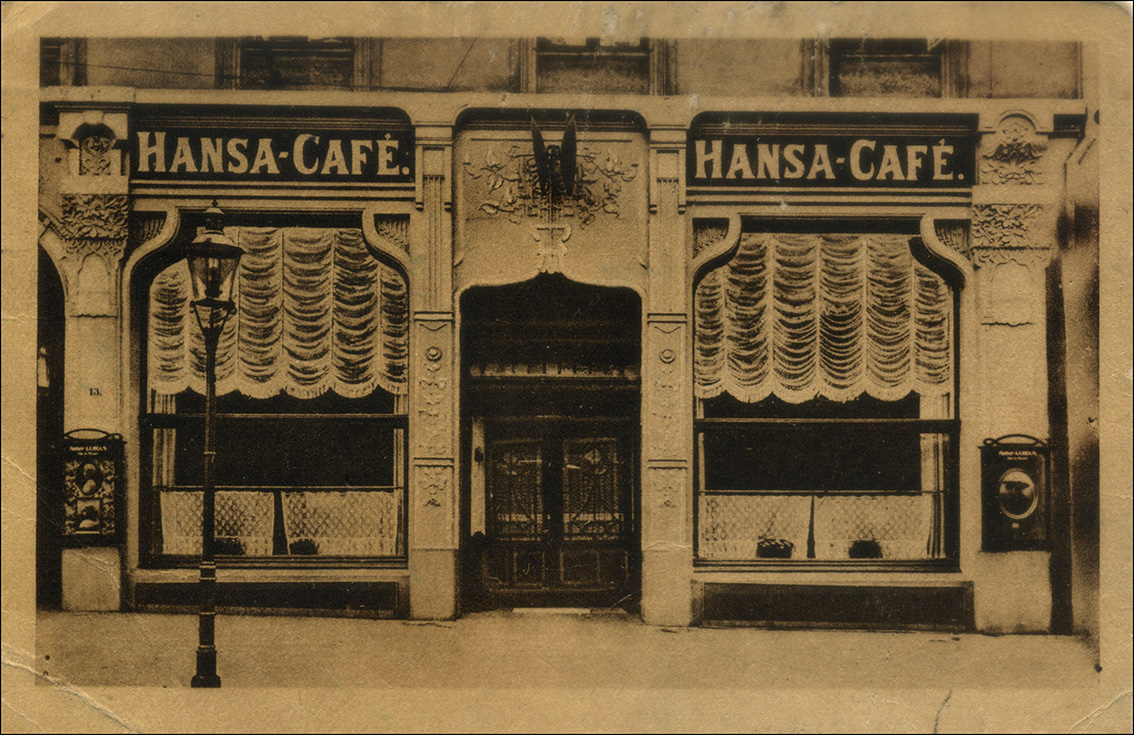 Lübeck: cinco sillas diferentes en el «Hansa Café». – Mueble de Viena