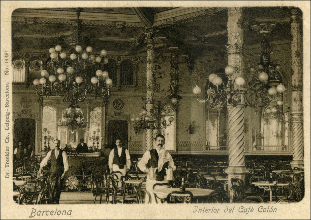 De «La pajarera» al Gran Café Colón: el viaje de las sillas «corazón ...